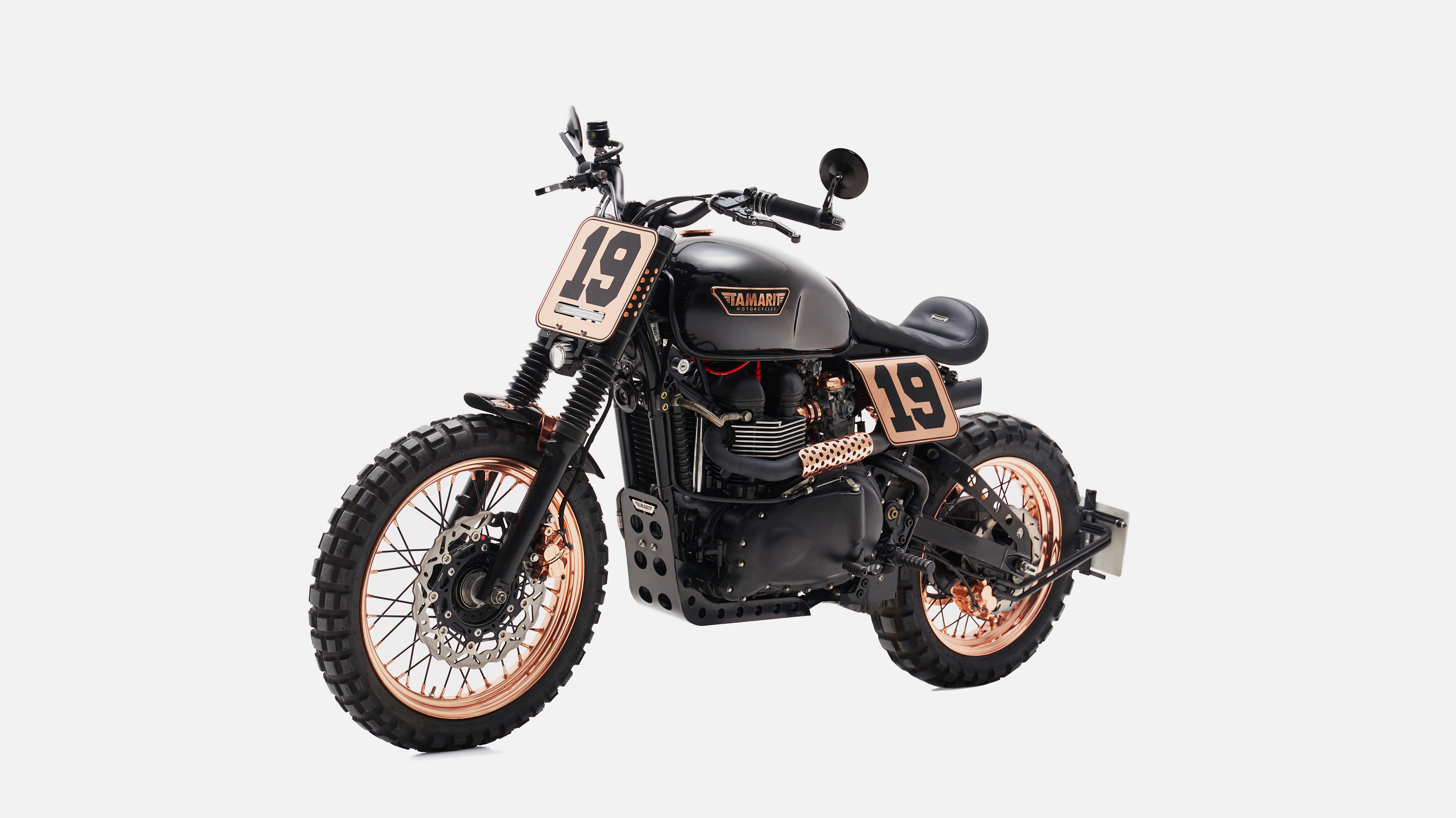 151 Eternum | A new tracker concept that will captivate your gaze