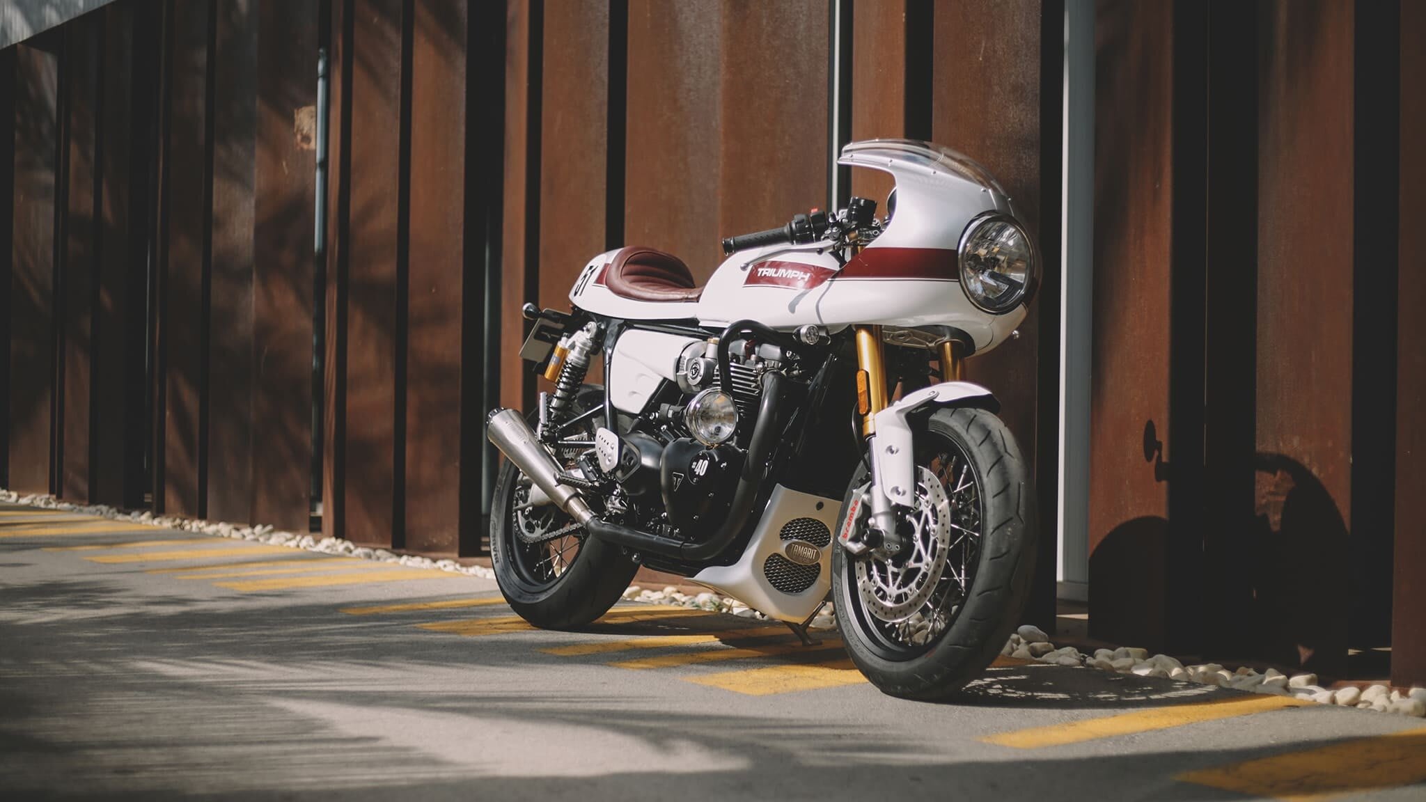 Tamarit bike number 40 | Julina bike with a Triumph 1200 R engine