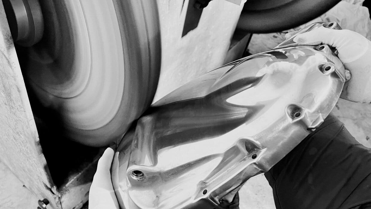 Chrome plating | A chemical process made in a handcrafted way.