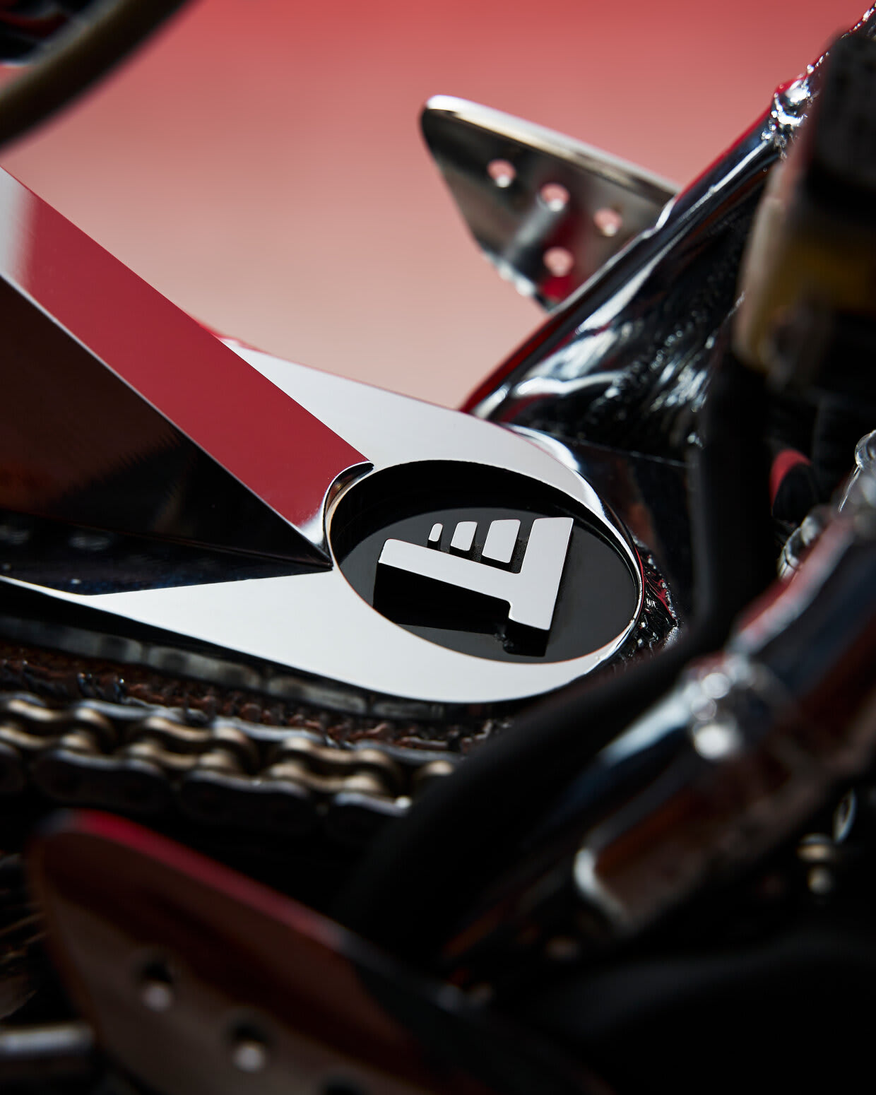 110 Missile | A powerful engine and a unique Cafe Racer style