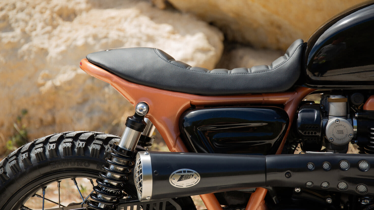 96 Ícaro | Una Scrambler diseñada para la aventura.