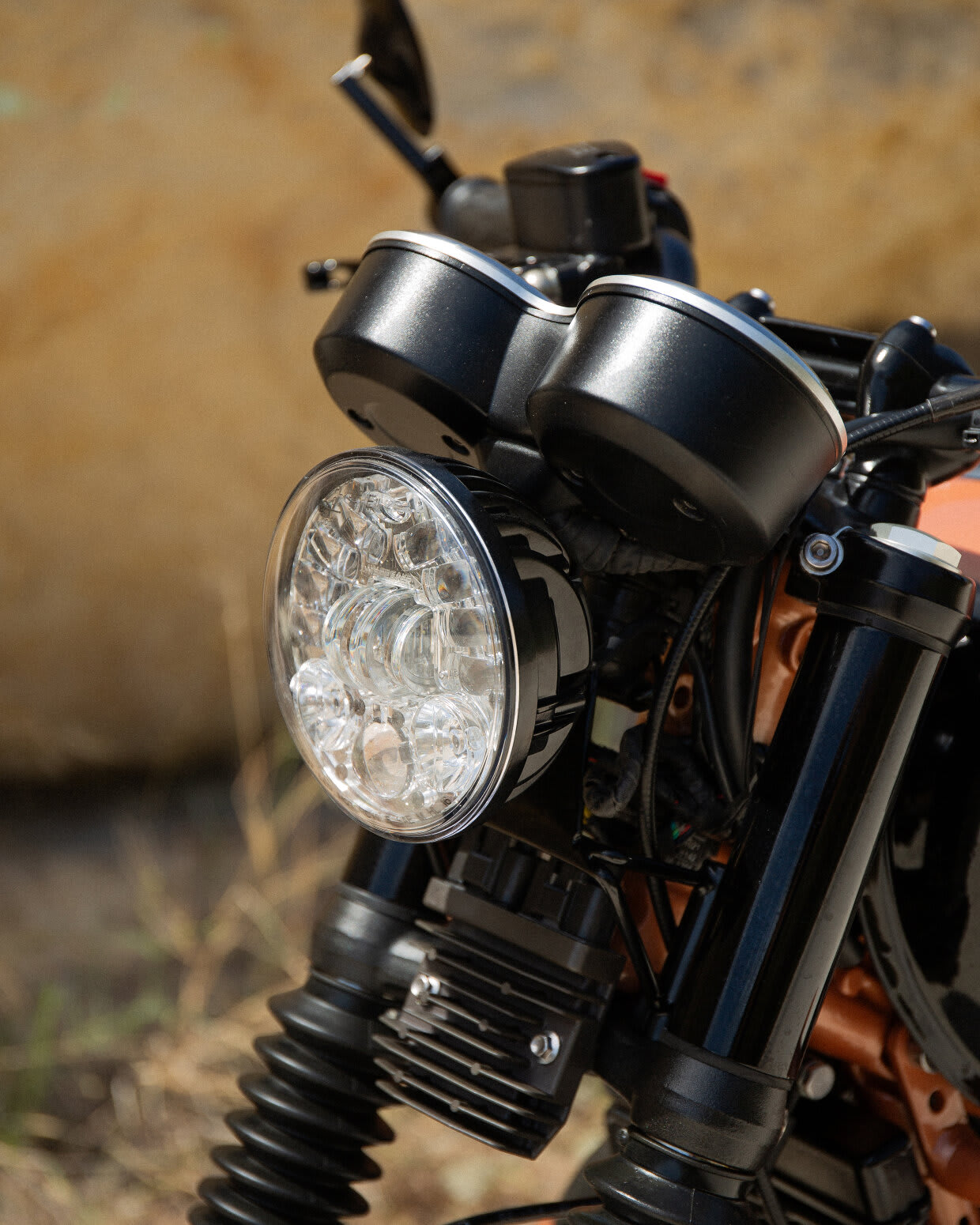 96 Ícaro | Una Scrambler diseñada para la aventura.