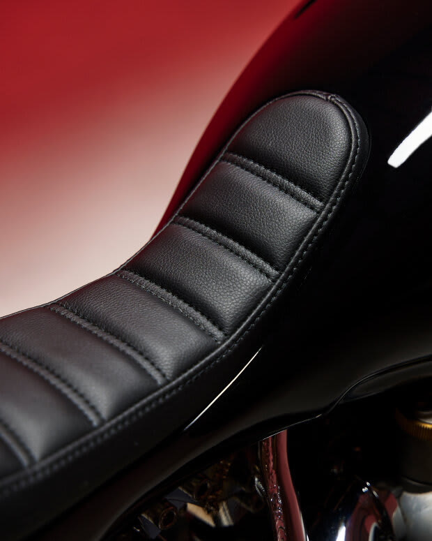 110 Missile | A powerful engine and a unique Cafe Racer style