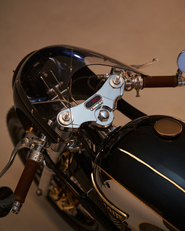 160 Black Dragon | A Cafe Racer Reference in Power and Beauty