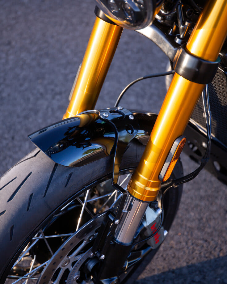 141 TurXton | A Cafe Racer for Speed Lovers