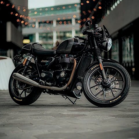 Triumph Belly Pan for Thruxton 1200 R and Bonneville T120 | Tamarit