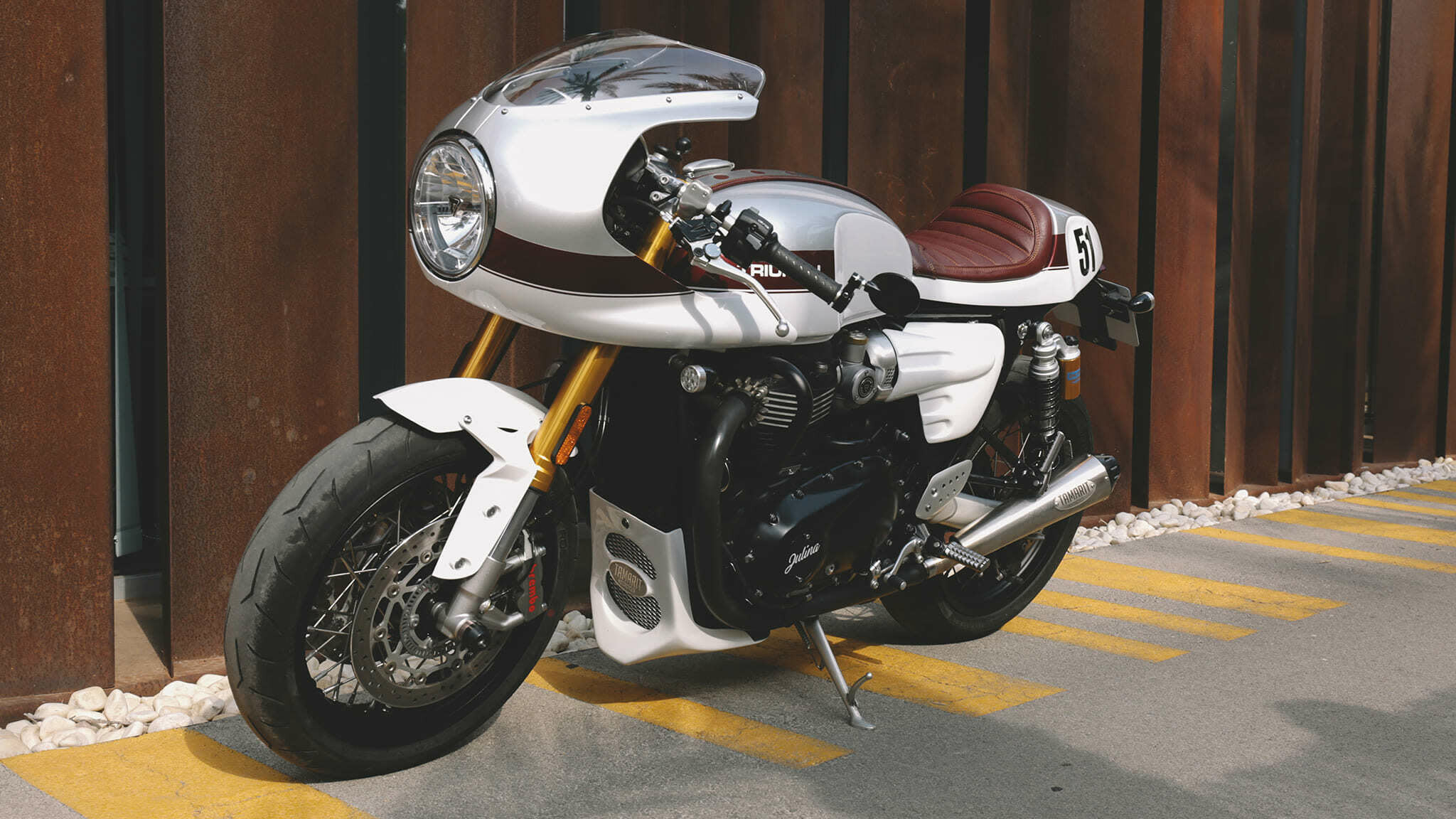 Tamarit bike number 40 | Julina bike with a Triumph 1200 R engine