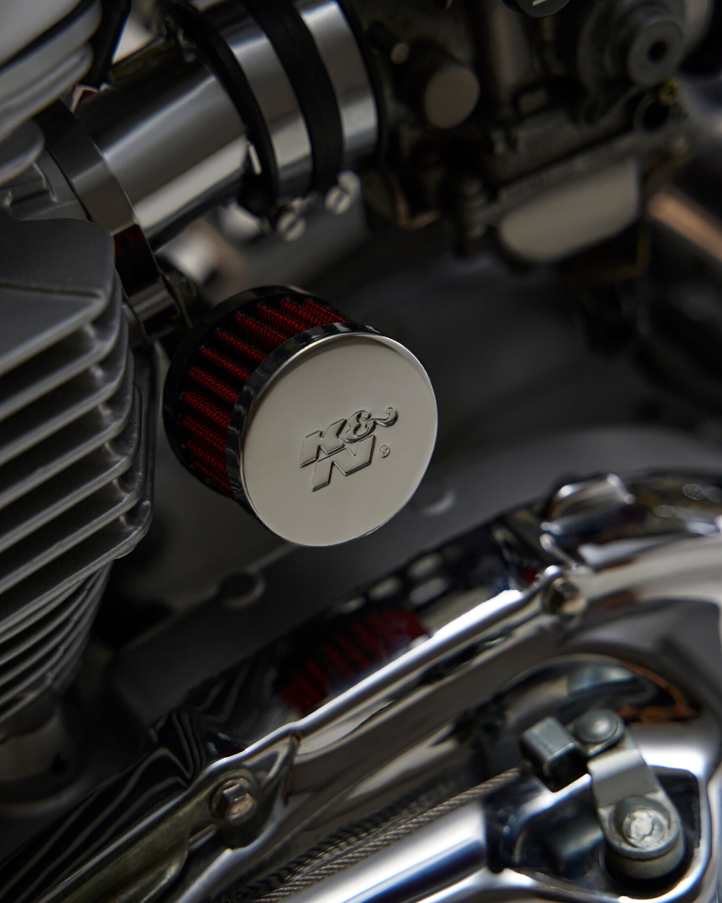 137 Phantom | Tracker Style, Classic Racing Aesthetics