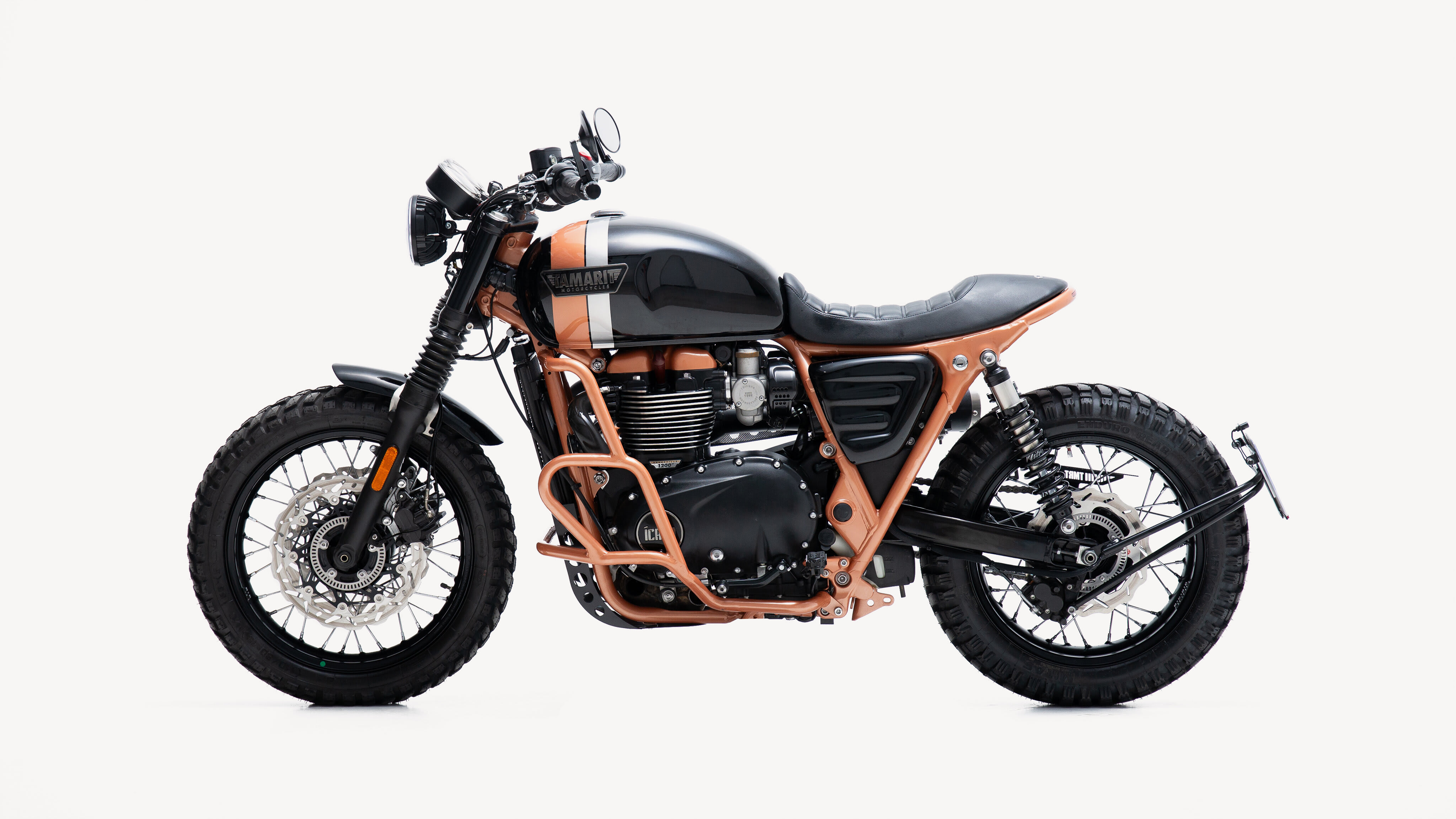 96 Ícaro | Una Scrambler diseñada para la aventura.