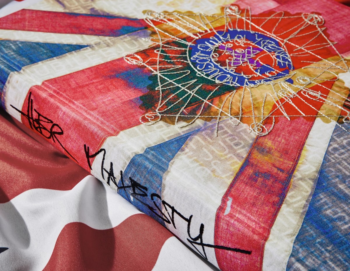 Her Majesty. Vivienne Westwood Edition No. 1–500. Harry Benson ‘Royal ...