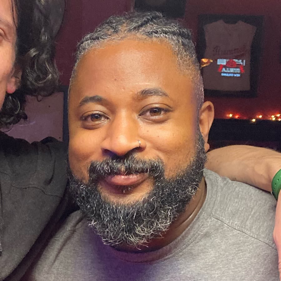 Move One Piece Of Furniture in New Orleans | Taskrabbit