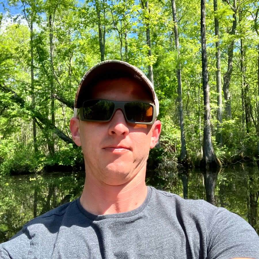 Move One Piece Of Furniture in Norfolk | Taskrabbit