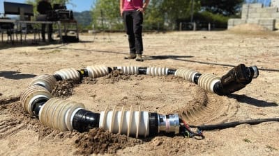 Snake-Like Robot for Traversing Extreme Terrain on Earth, Moon, and ...