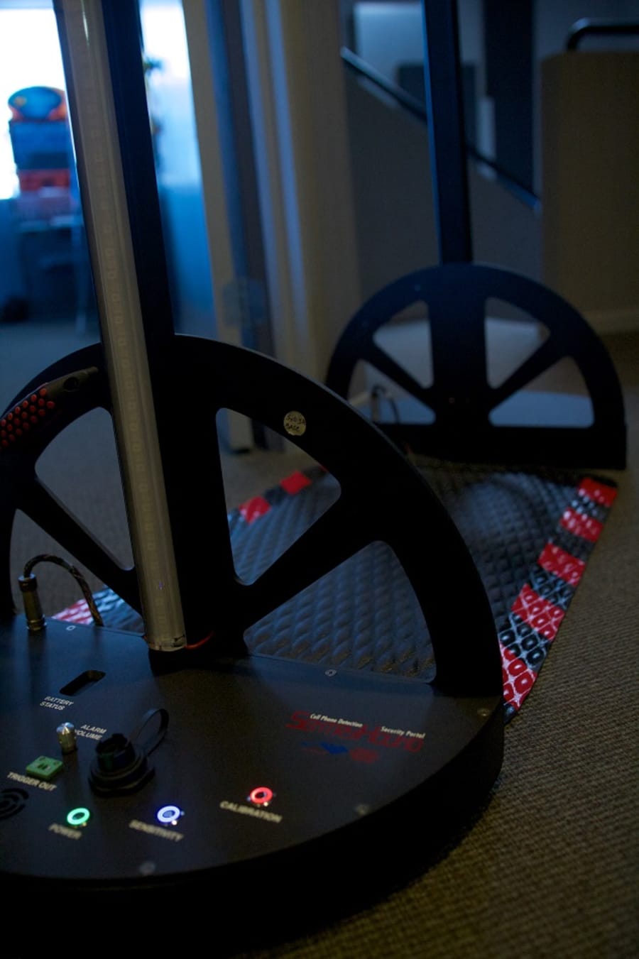 SentryHound Cell Phone Detection Security Portal