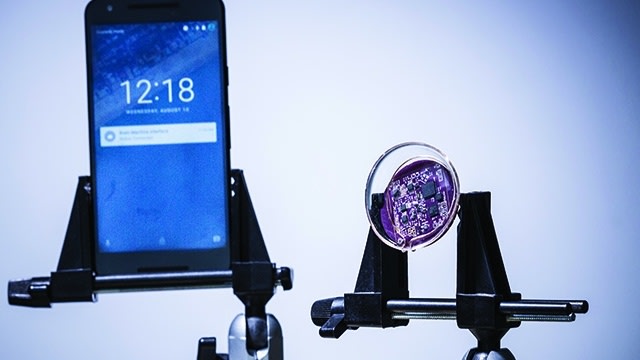 Attachable Army Device Displays Vital Signs - Medical Design Briefs