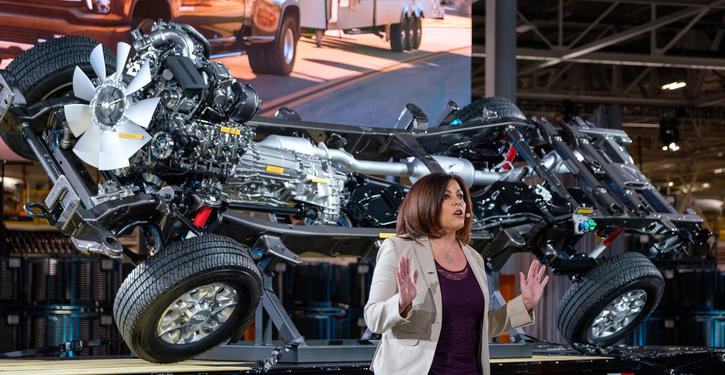 New V8, Big Towing, Trick Features and Tech for 2020 Chevy Silverado HD ...