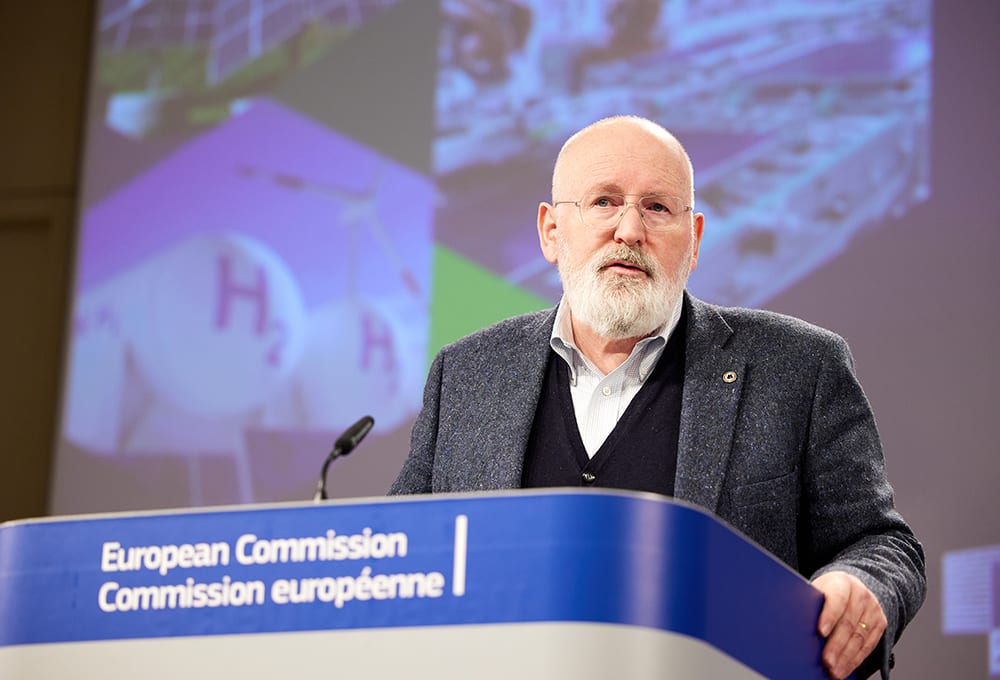 Europe Steps Back from 2035 ICE Ban - Mobility Engineering Technology