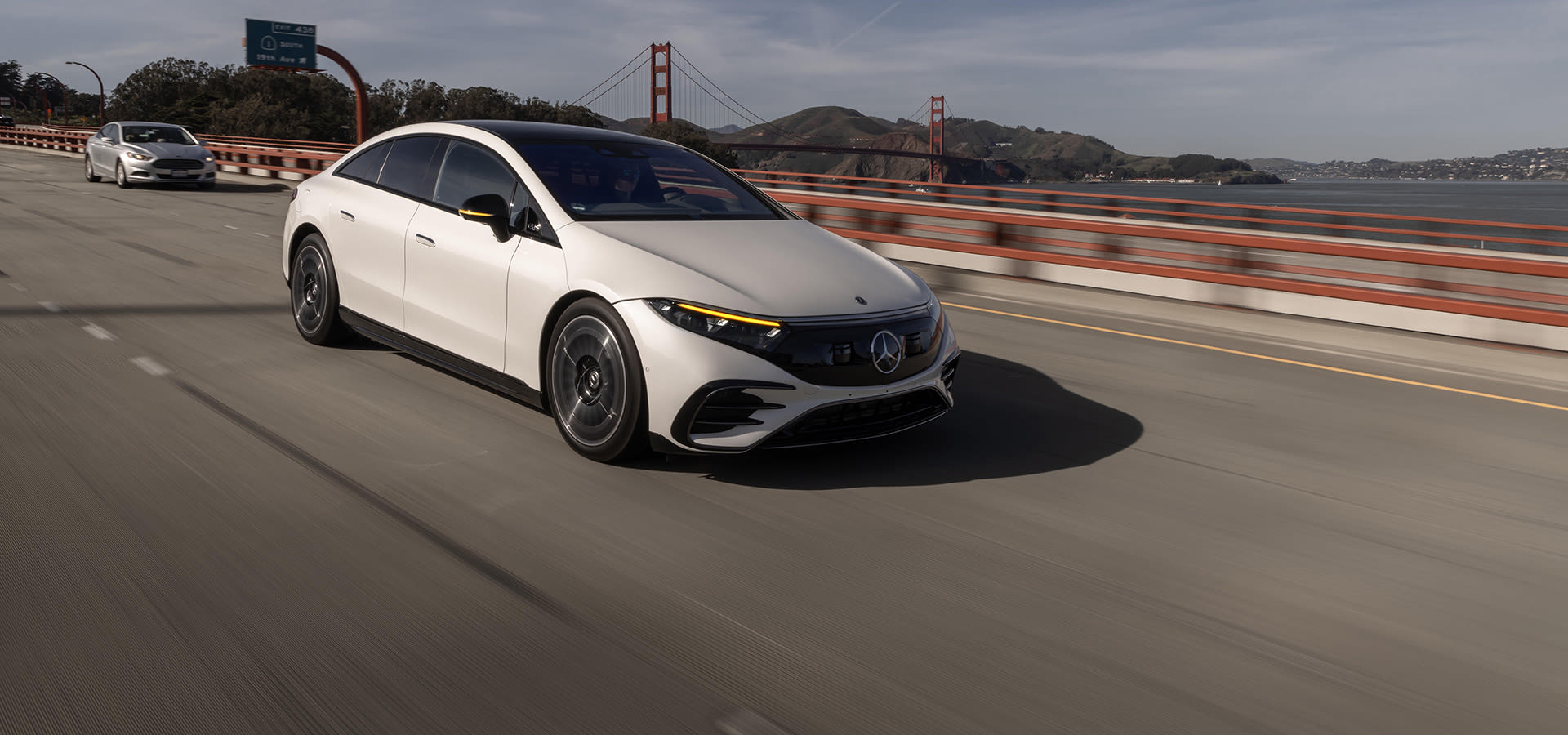 Mercedes-Benz Architecting Its Own Operating System - Mobility ...