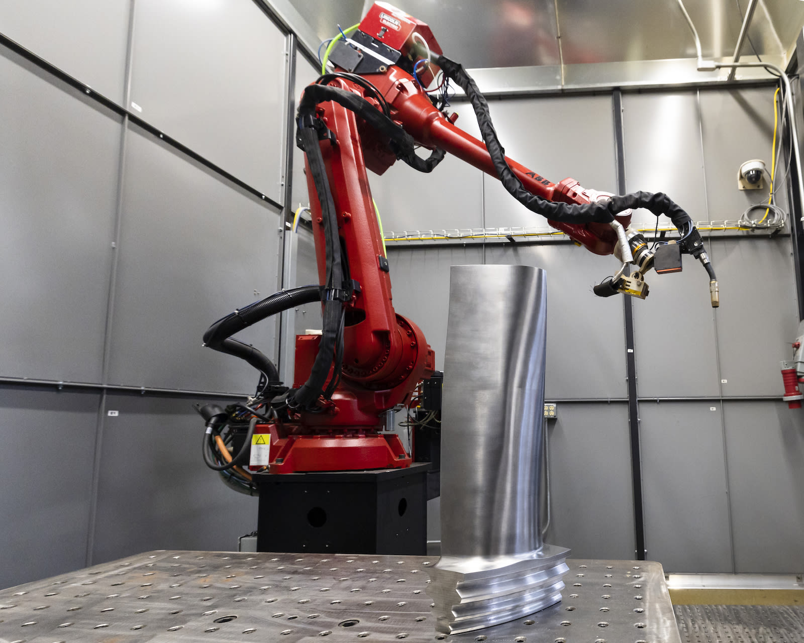 Robotic Additive Manufacturing of Large Steam Turbine Blades - Tech Briefs