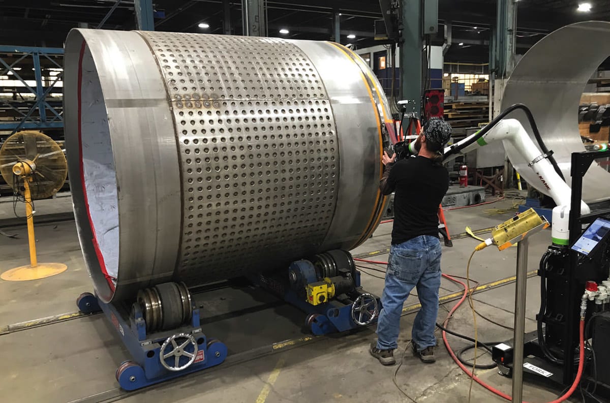 Pioneering Precision: The Fusion of AI Vision and Cobots in ...