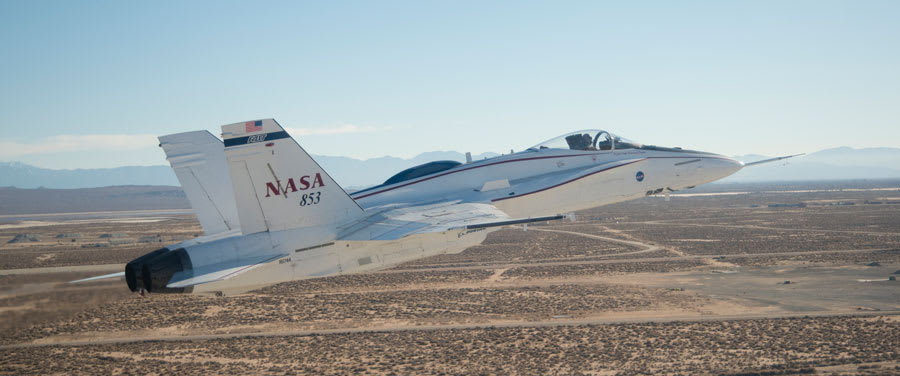 NASA Plane Simulates Rocket Maneuvers for New Launch System - Mobility ...