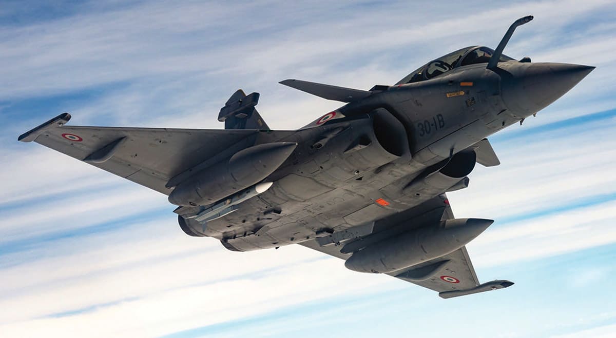 Fighter Jet Armaments - Mobility Engineering Technology