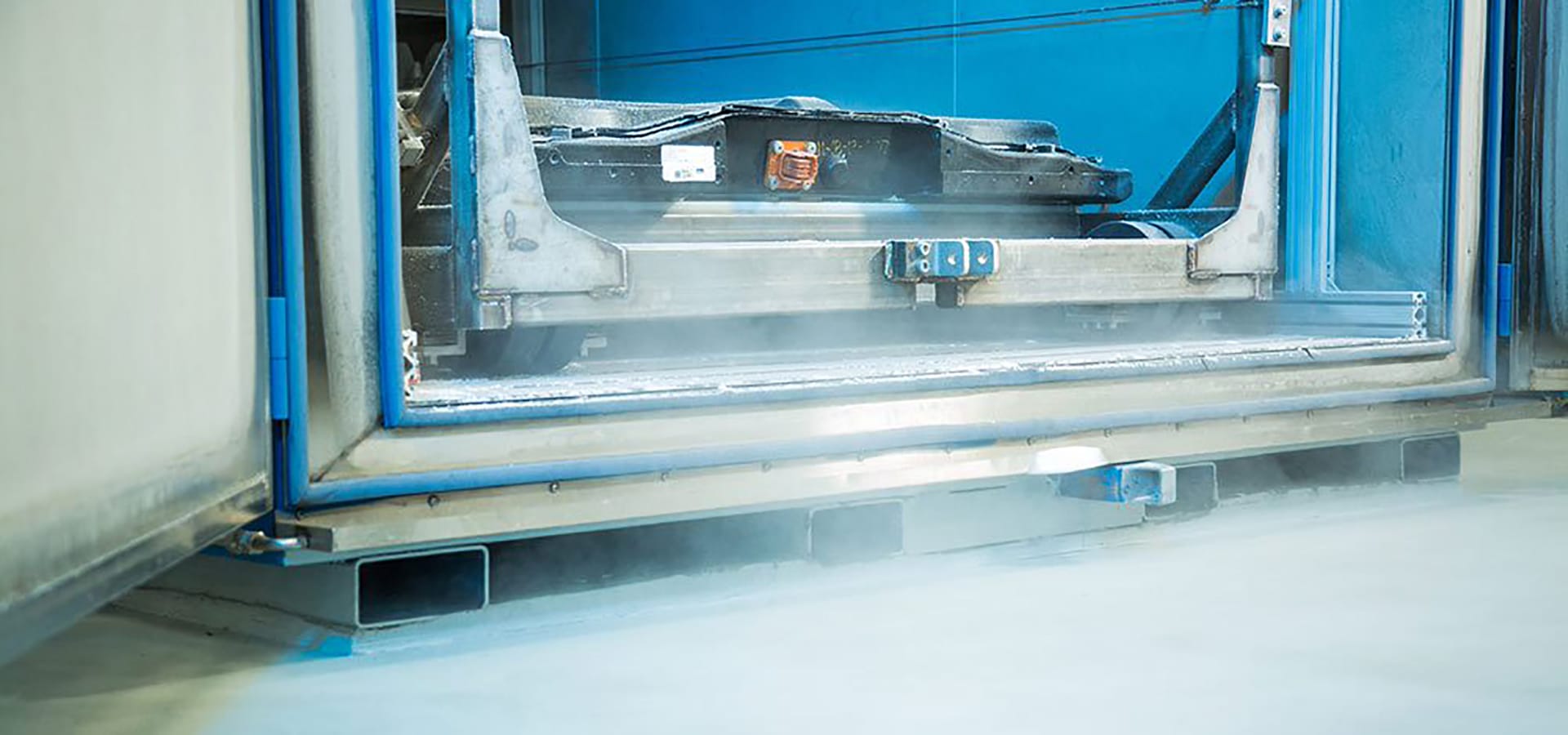 Inside GM’s Expanded Electric-Vehicle Battery Lab - Mobility ...