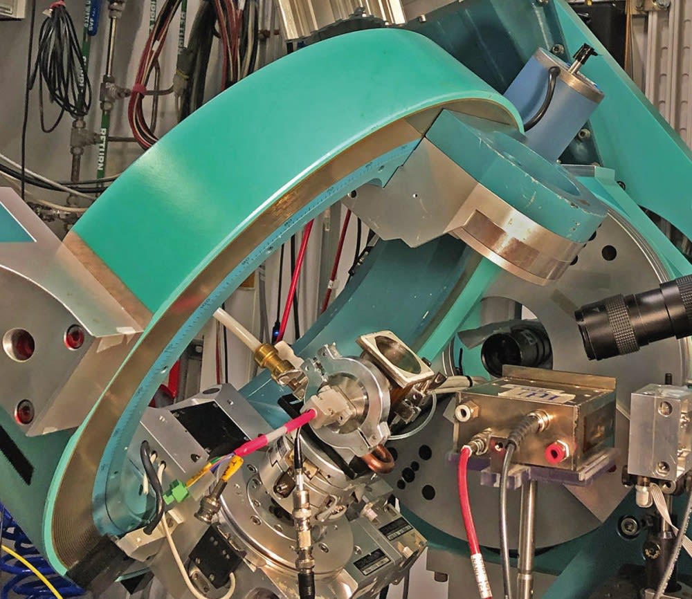 Tiny Chip-Based Device Performs Ultrafast Modulation of X-Rays ...