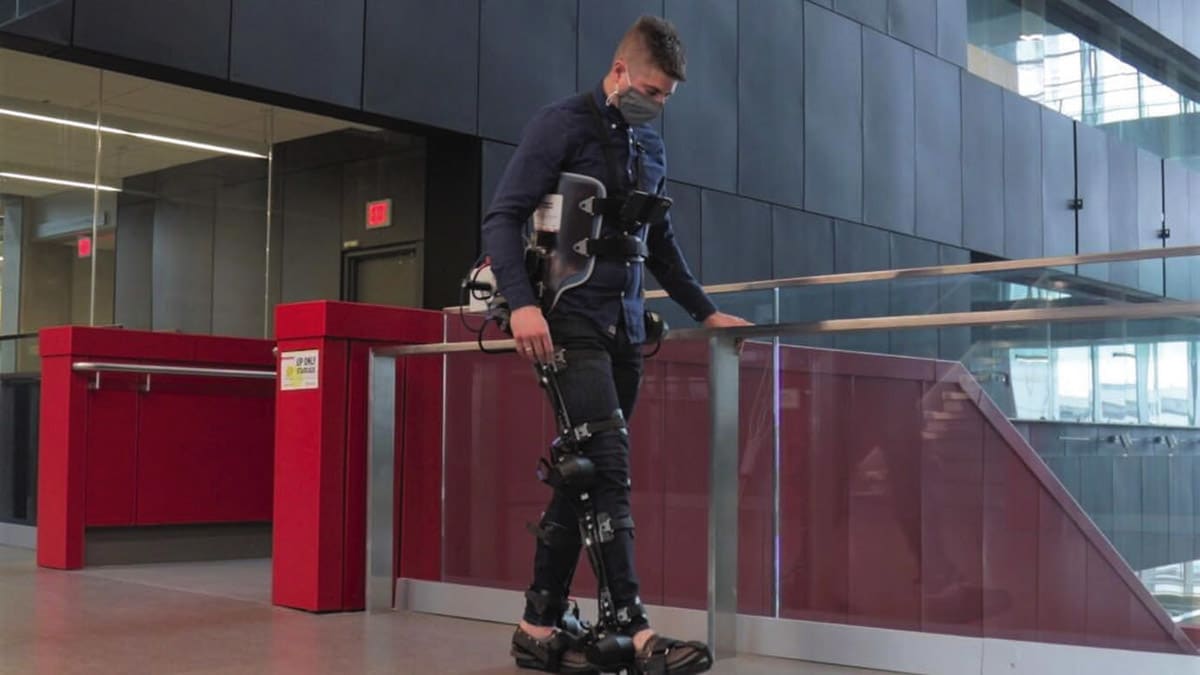 AI and Wearable Cameras Combine in Self-Walking Robotic Exoskeletons ...
