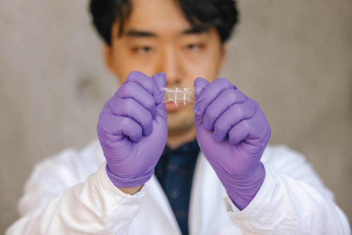 Smart Skin Mimics the Sensing Capabilities of Natural Skin - Tech Briefs