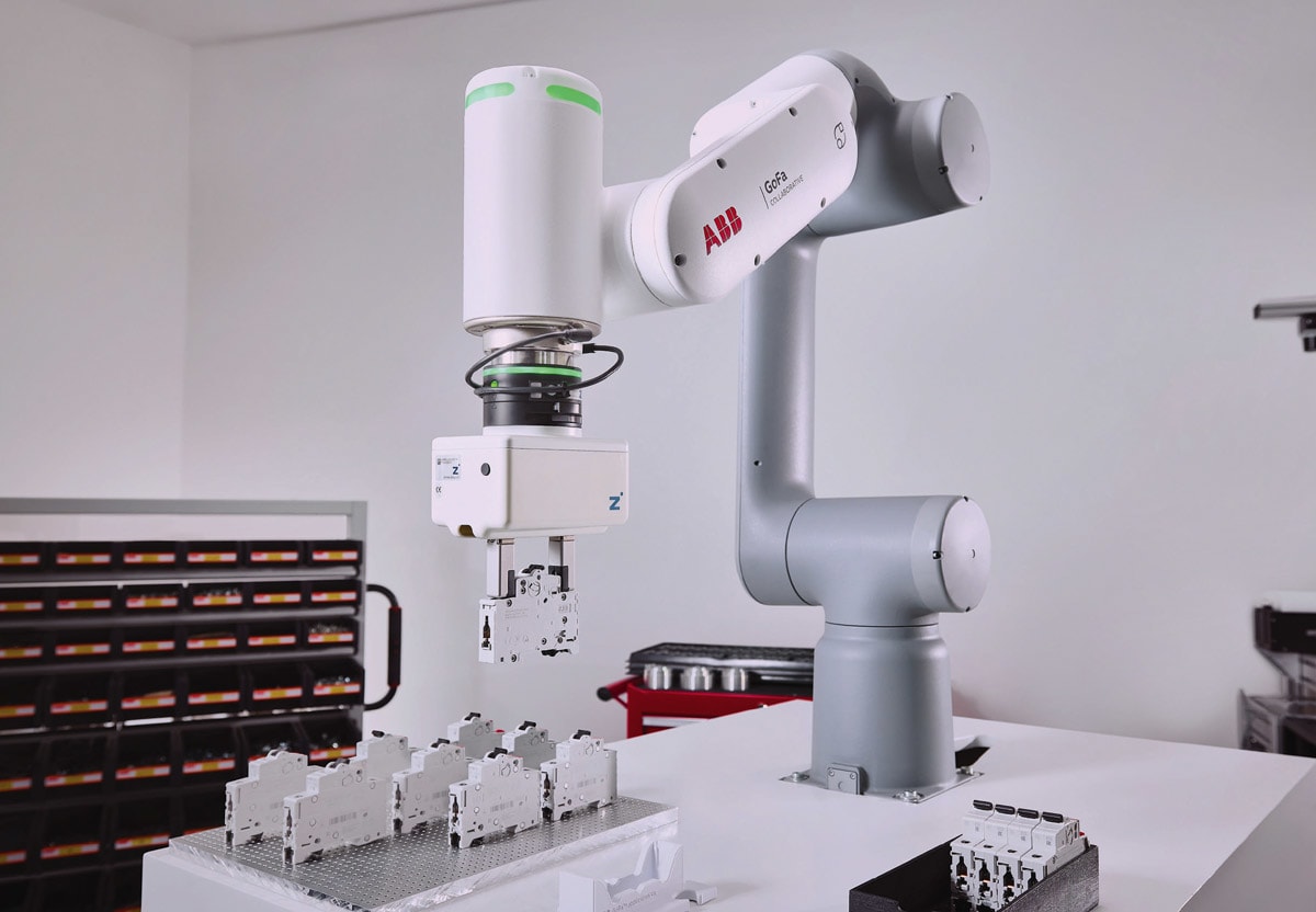 Executive Roundtable: Collaborative Robots - Tech Briefs