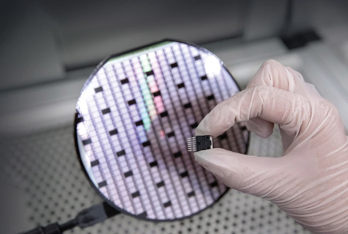 EV Energy Management Powers Up - Tech Briefs