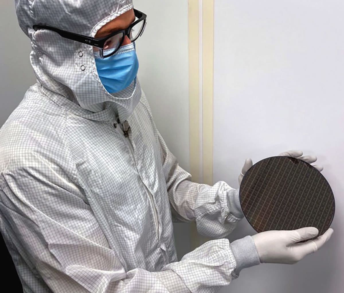 Solar-Powered Smart Robots Walk Autonomously - Tech Briefs