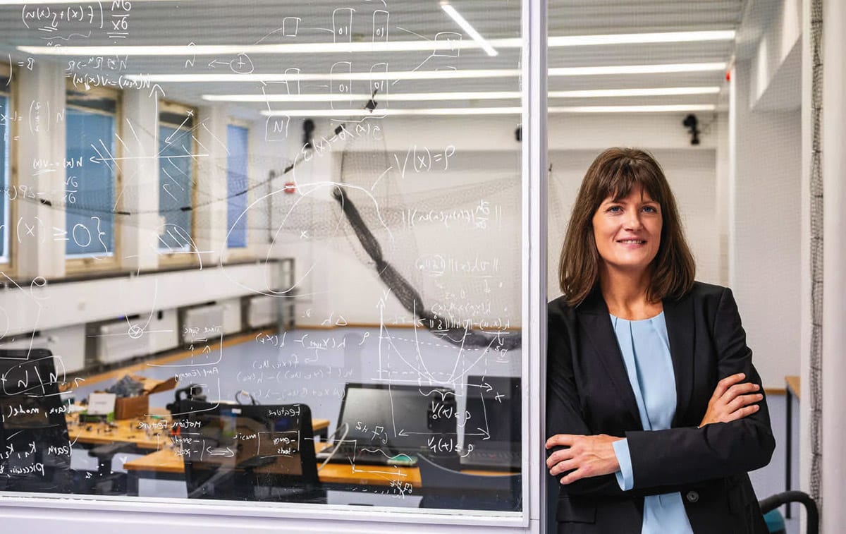 ChatGPT Enables Roboticist to Choreograph Flying Robots - Tech Briefs