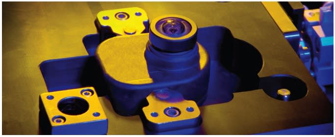 Wafer-Level Lens Alignment - Tech Briefs