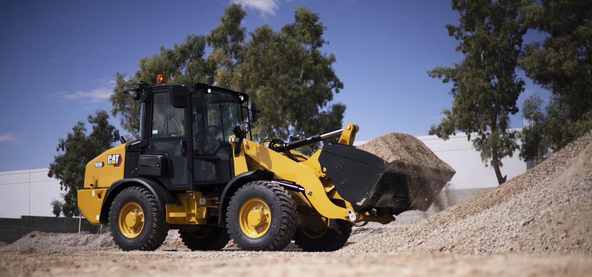 Caterpillar Launches Next Generation M-Series Compact Wheel Loaders ...