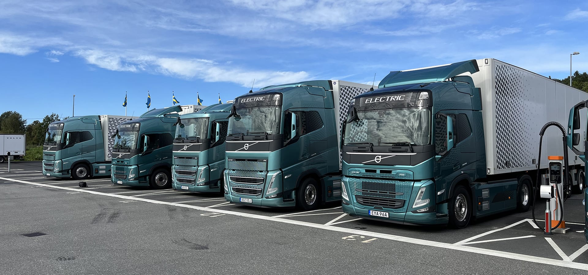 Volvo’s Ambitious Goal: 50% Zero-Emission Trucks by 2030 - Mobility ...