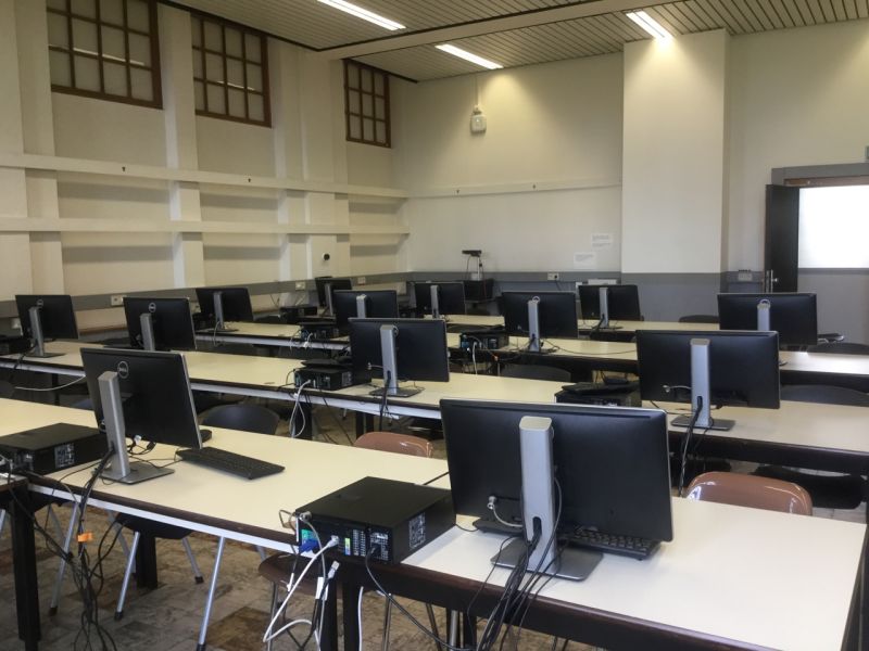 03.06 - computer room - KULag