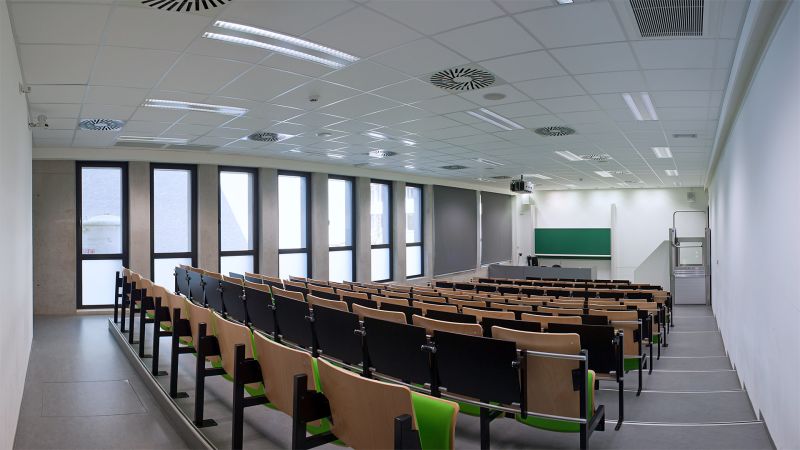 04.330 - Auditorium ON4 - KULag