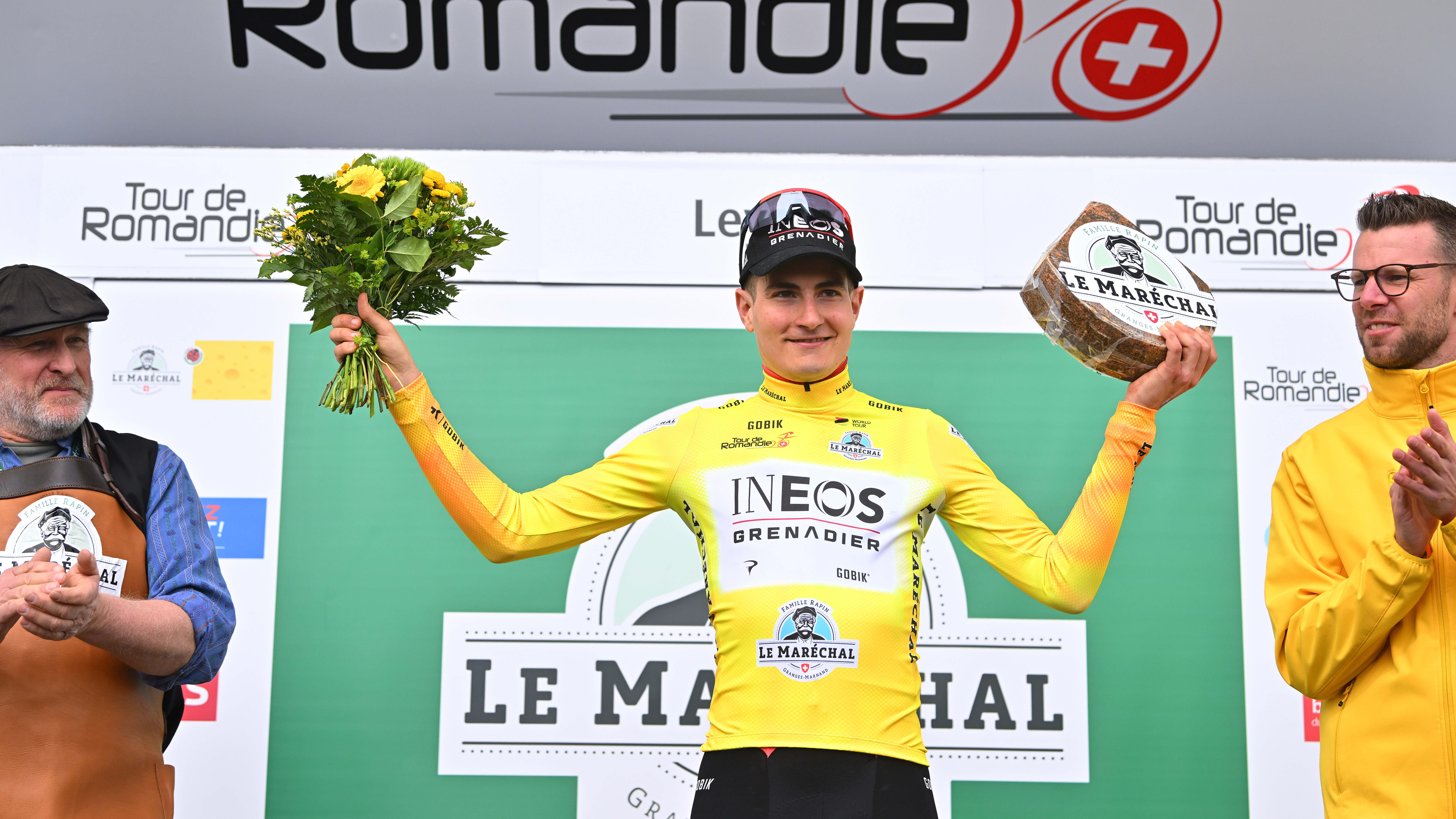 Carlos Rodriguez takes Romandie lead | INEOS Grenadiers