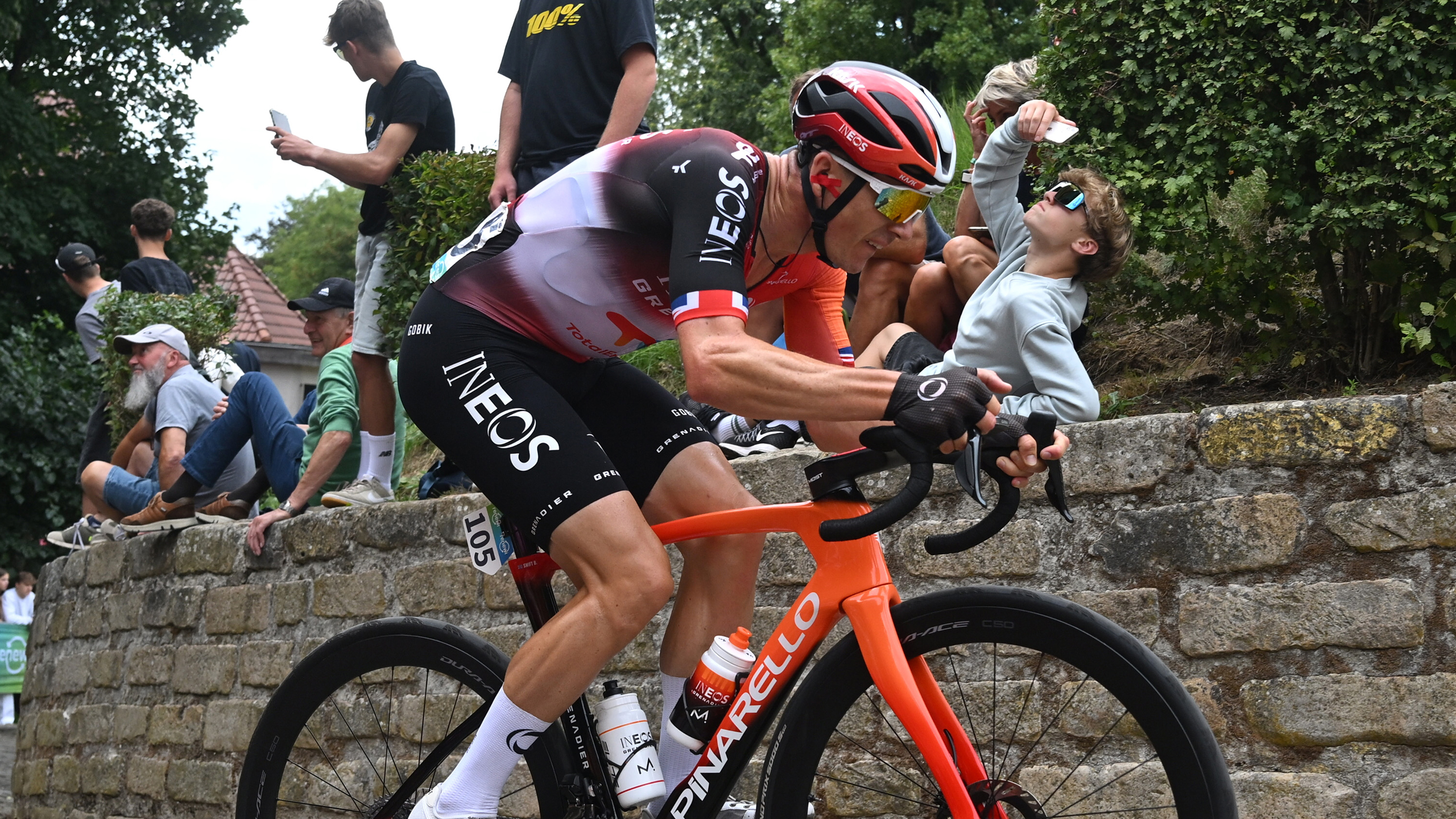 Swifty sprints to Super 8 fourth | INEOS Grenadiers