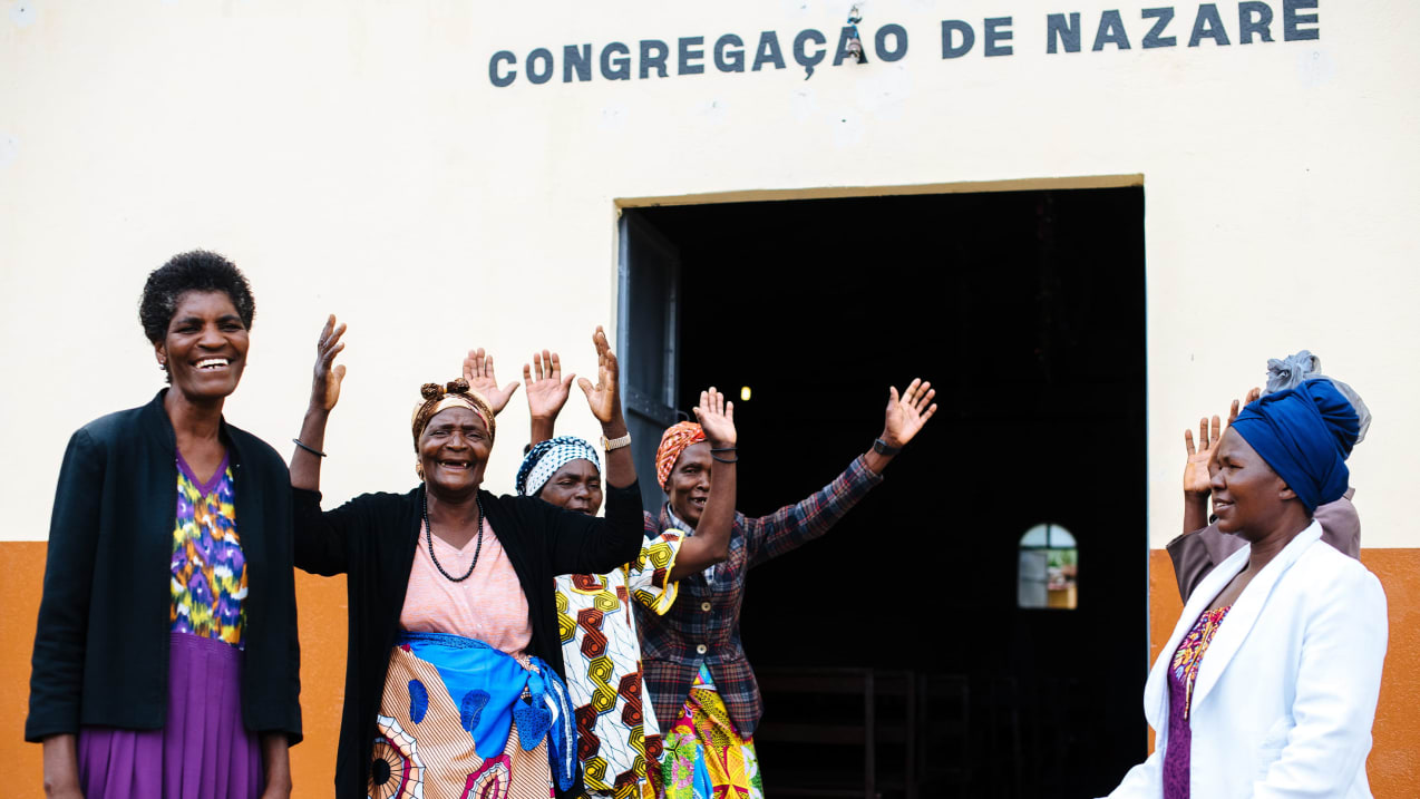 How to pray for the global church - Tearfund