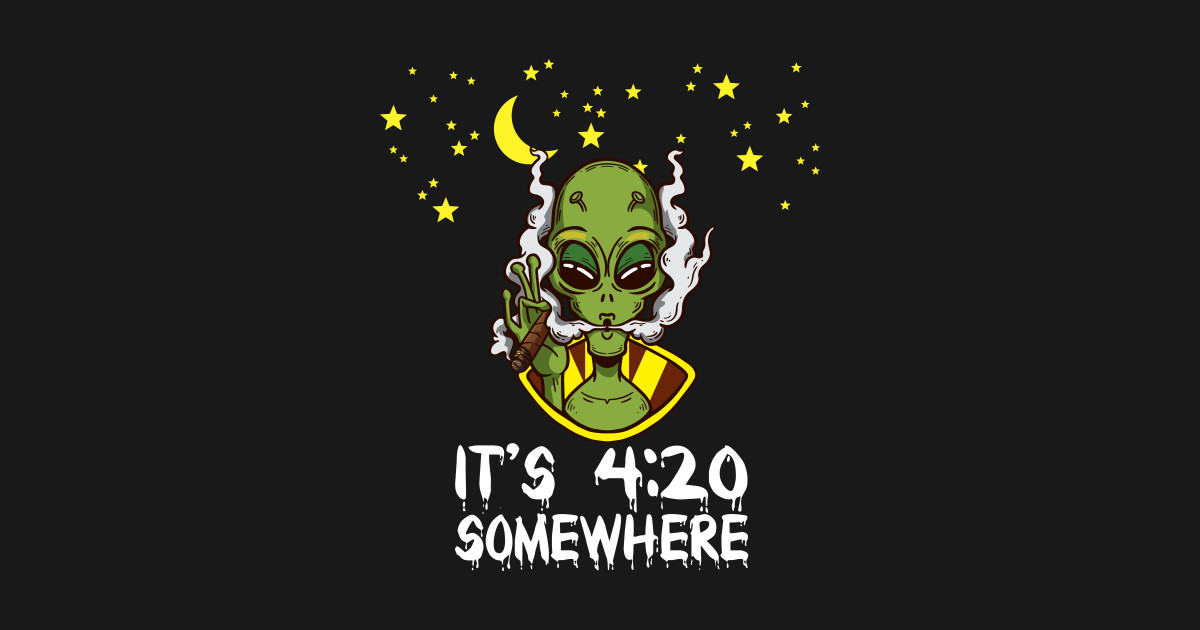 Cannabis Weed 420 Space Alien Smoking Blunts - Cannabis - T-Shirt ...
