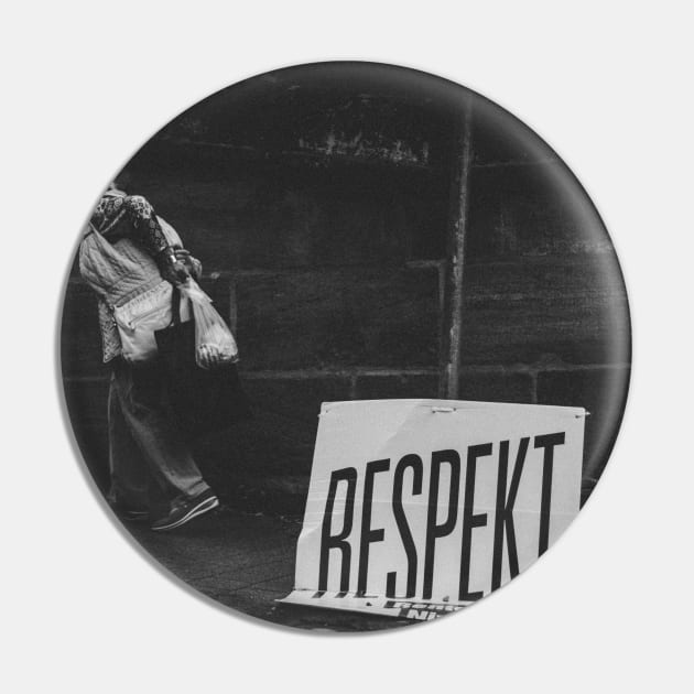 Respekt Respect - Respect - Pin | TeePublic