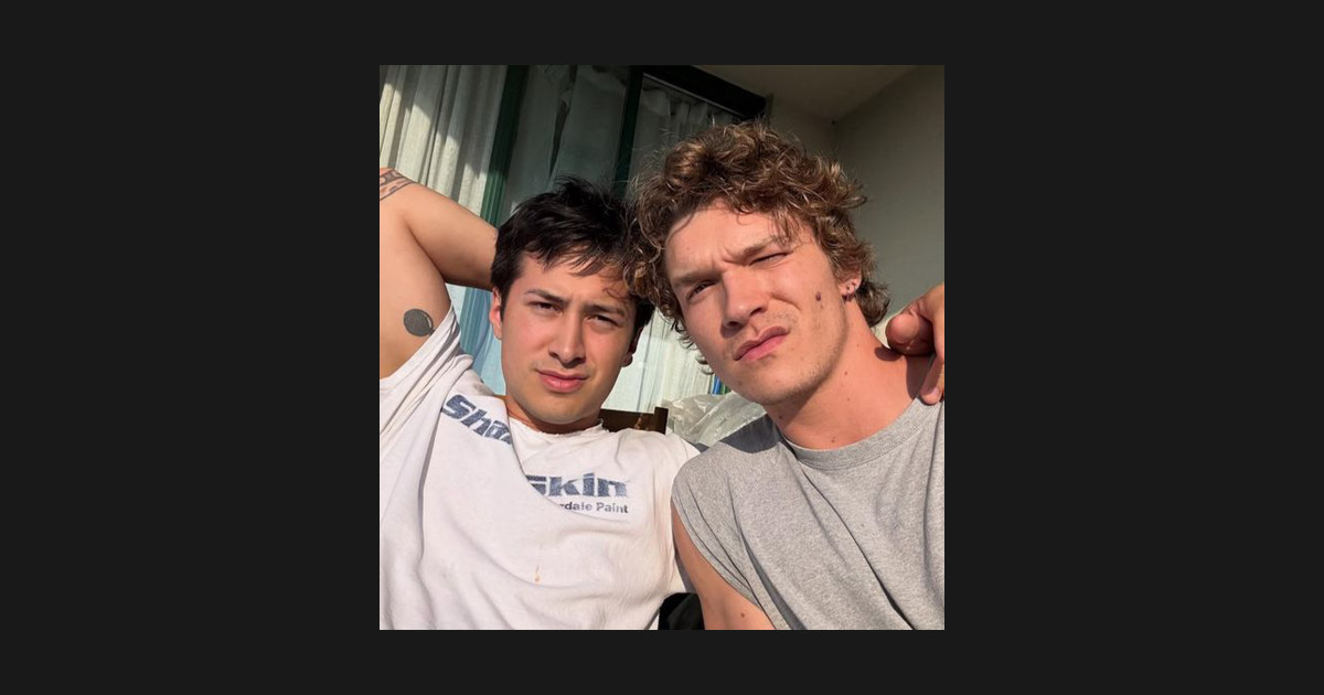 Heated Rivalry - Heated Rivalry - T-Shirt | TeePublic