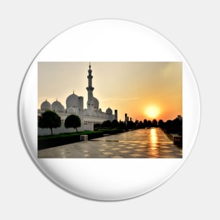 Sheikh Zayed Grand Mosque Pins and Buttons for Sale | TeePublic
