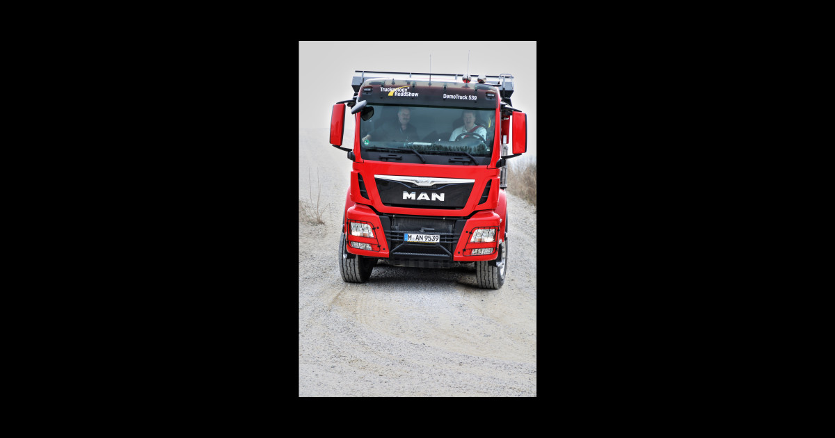 MAN TGS 35.480 8 × 4 Tipper - Trucknology Days - Man Tgs 35 480 8 4 ...