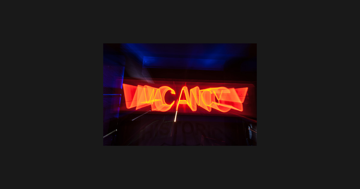 Neon red vacancy sign - Sign - T-Shirt | TeePublic