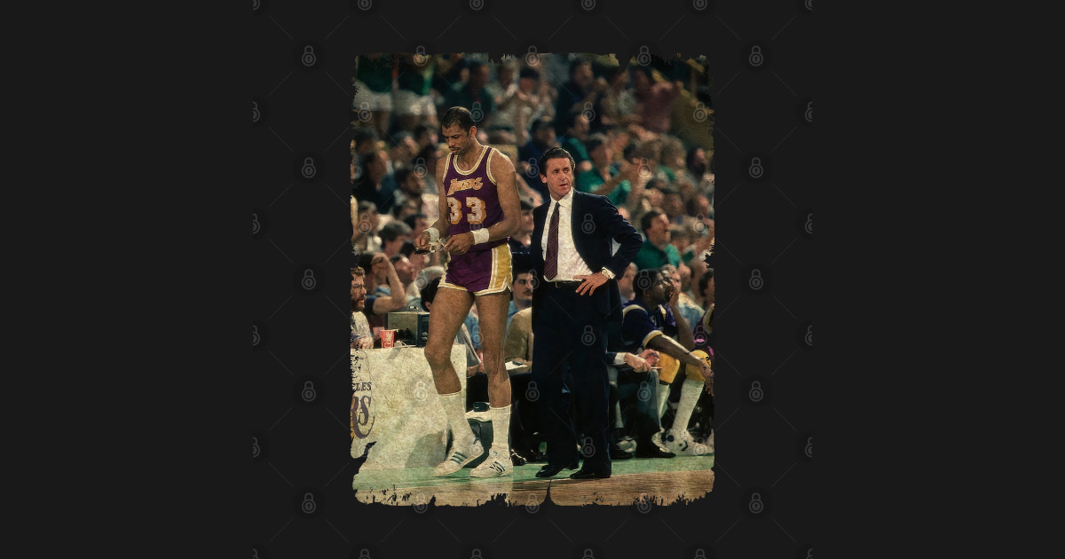 Kareem Abdul Jabbar and Pat Riley, 1985 - Basketball - T-Shirt | TeePublic