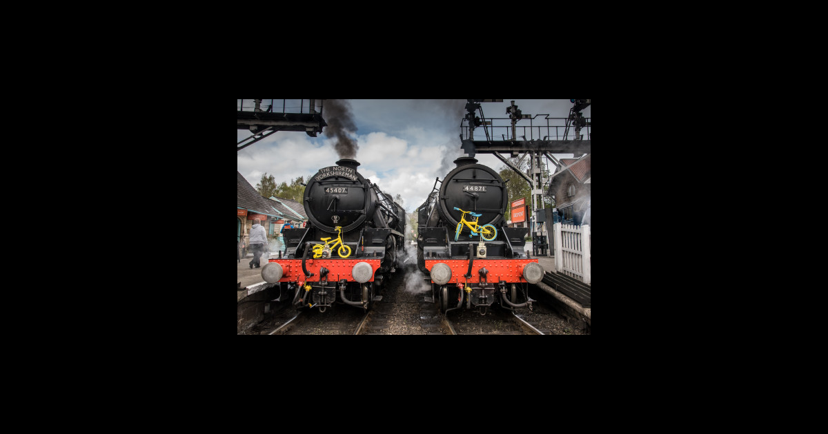 Black 5's 45407 and 44871 - Steam - Sticker | TeePublic